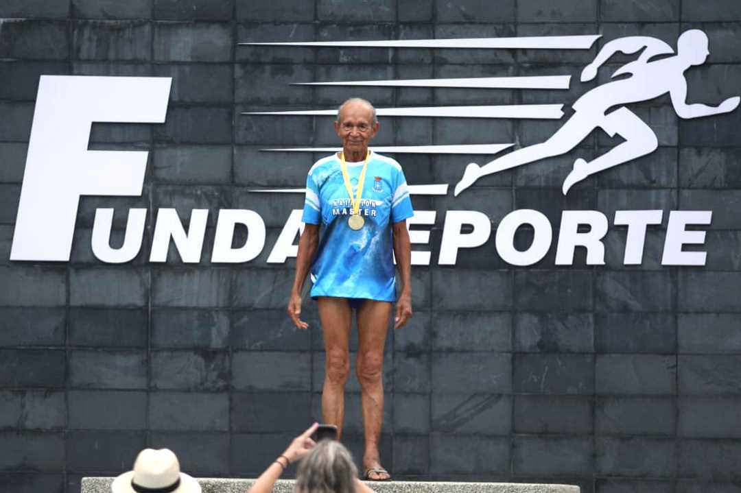 Con éxito se realizó el Campeonato Nacional de Natación categoría ...
