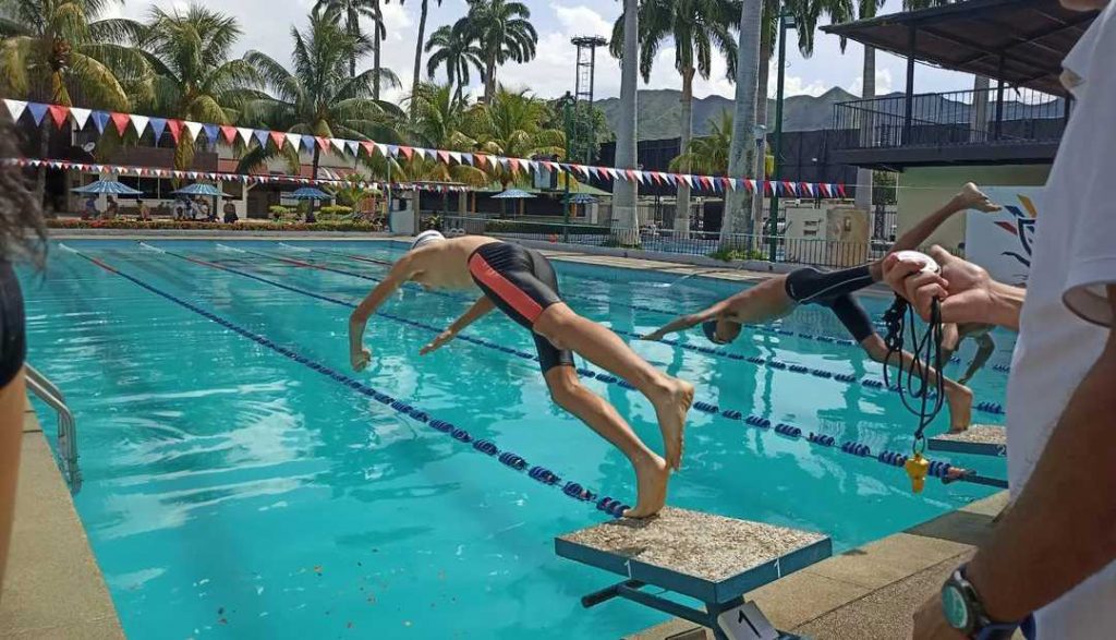 Carabobeños participaron en el Torneo Estadal de Natación para personas ...